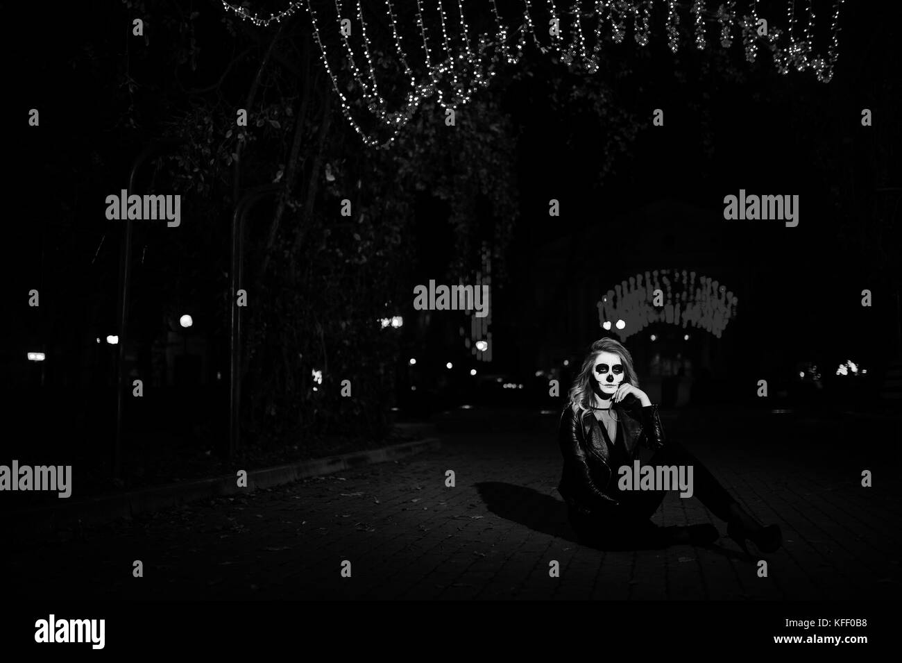 Skull in mask Black and White Stock Photos & Images - Alamy