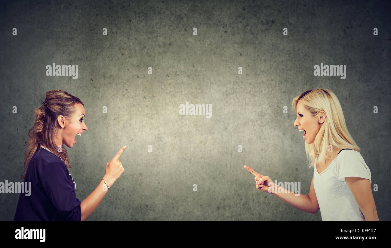 Women yelling at each other hi-res stock photography and images - Alamy