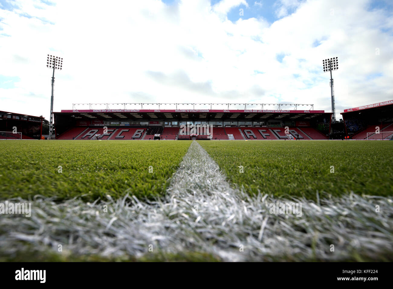 Bournemouth vitality stadium hi-res stock photography and images - Alamy