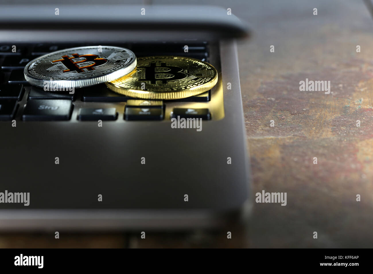 Physical keyboard hi-res stock photography and images - Alamy