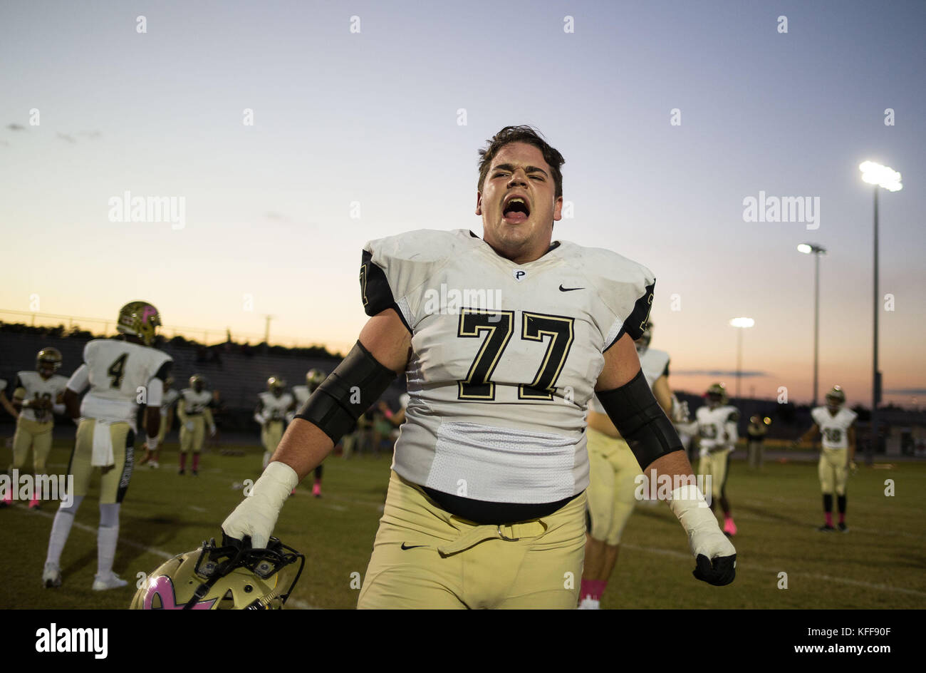 Florida, USA. 27th Oct, 2017. LOREN ELLIOTT | Times .Plant's Scotty ...