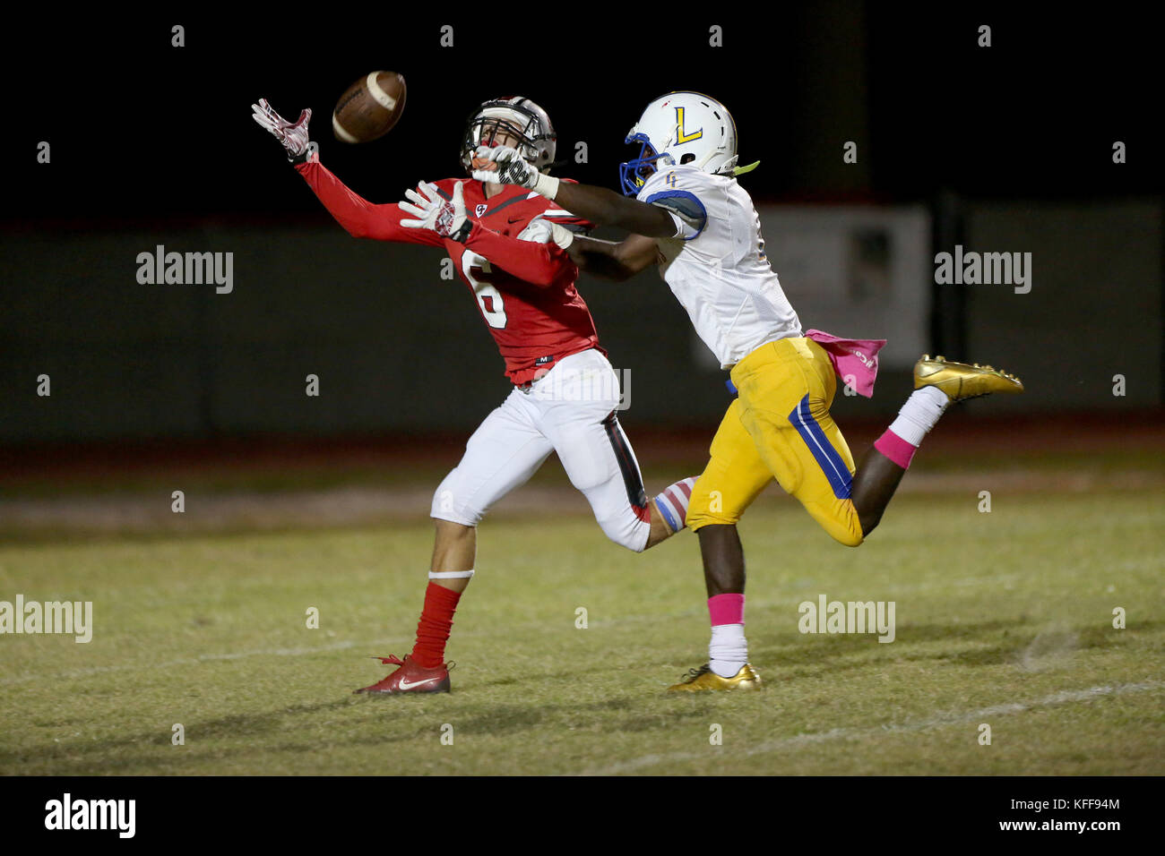 Incomplete pass high school hi-res stock photography and images - Alamy