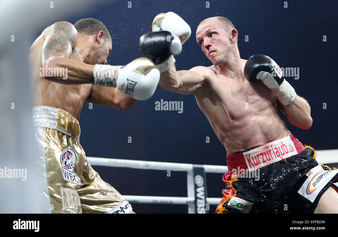 Schwerin, Germany. 27th Oct, 2017. German boxer Jürgen Brähmer in ...