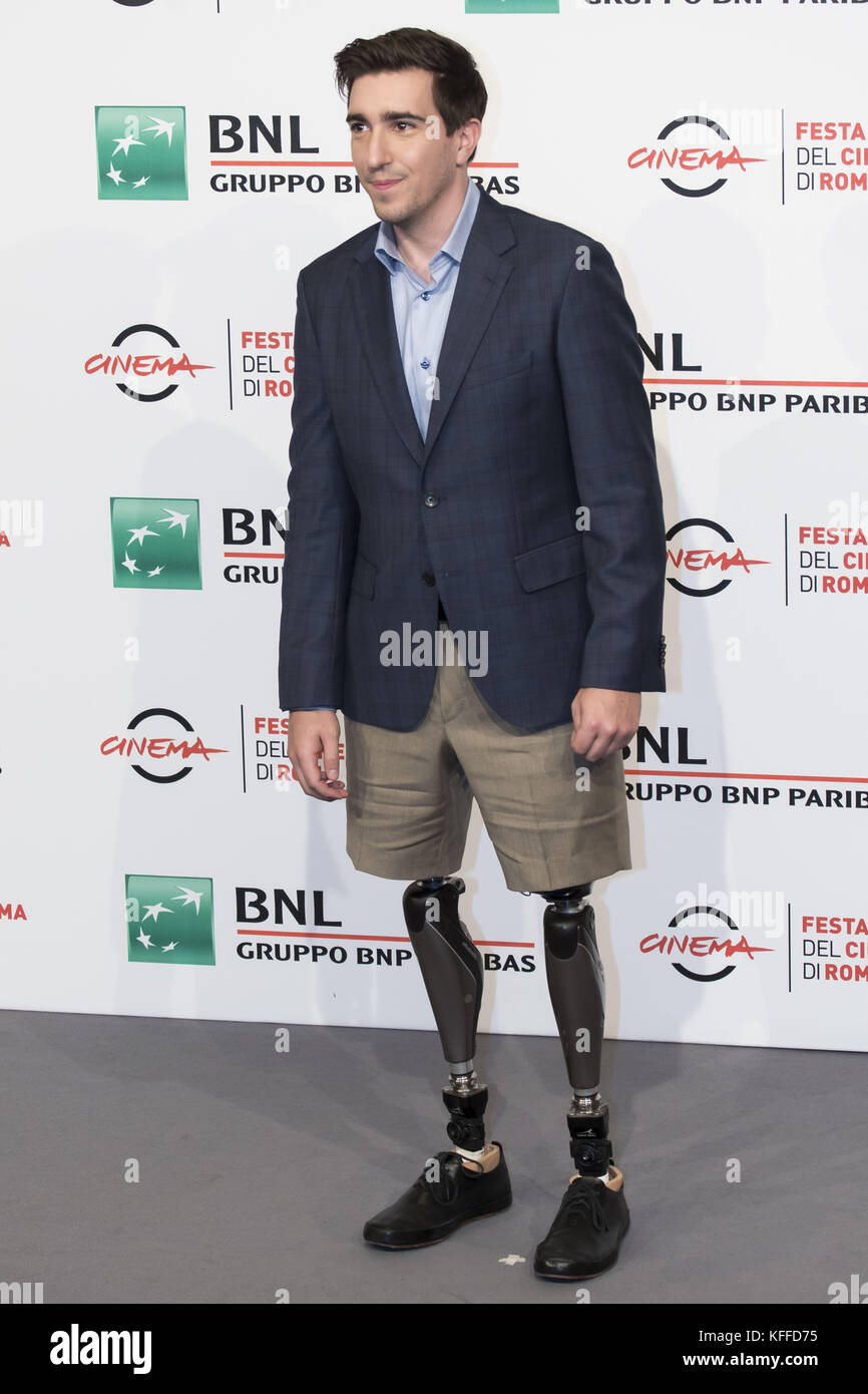 Jeff bauman hi-res stock photography and images - Alamy