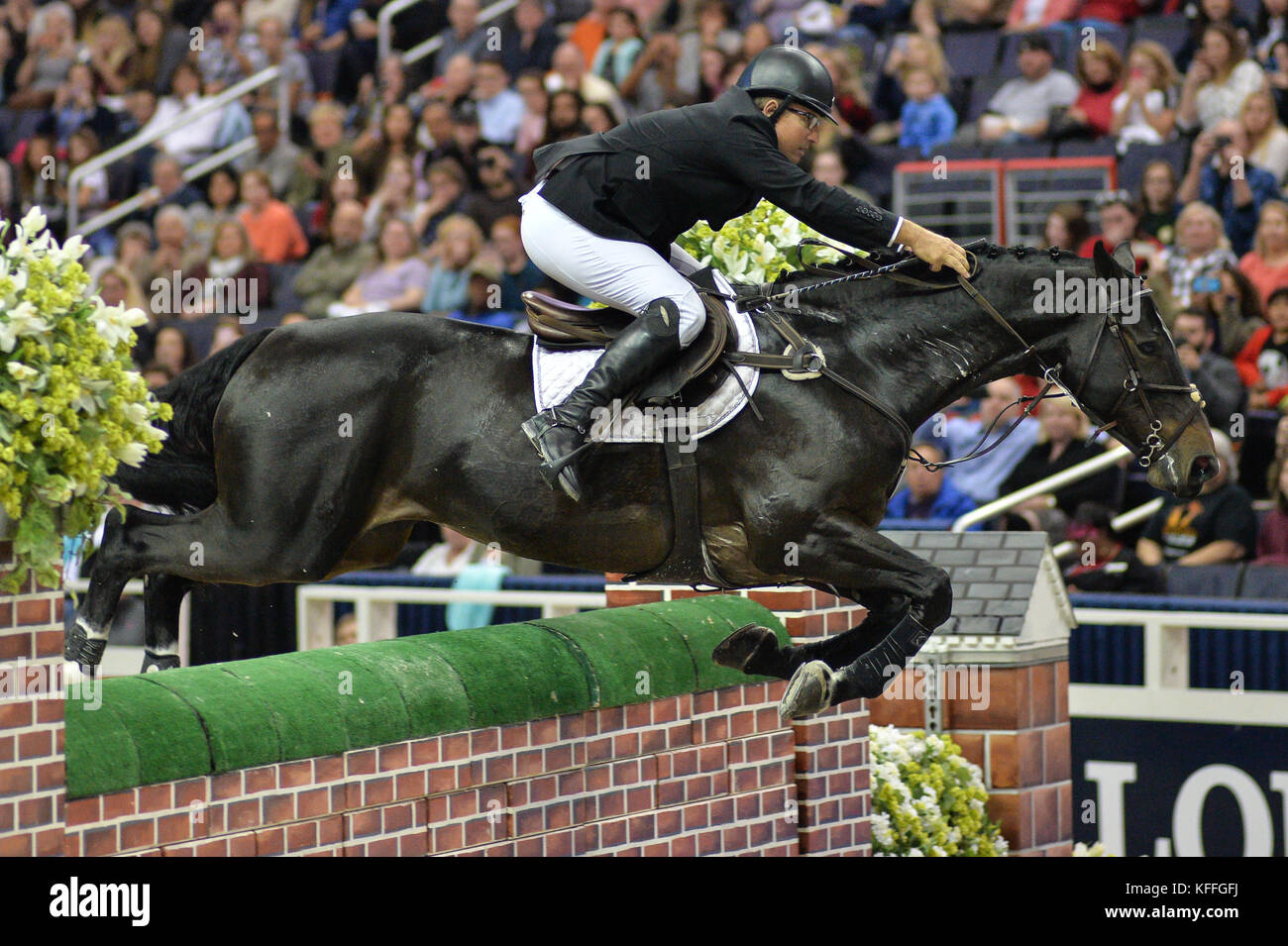 October 27, 2017 - Washington, DC, U.S - AARON VALE competes in the ...