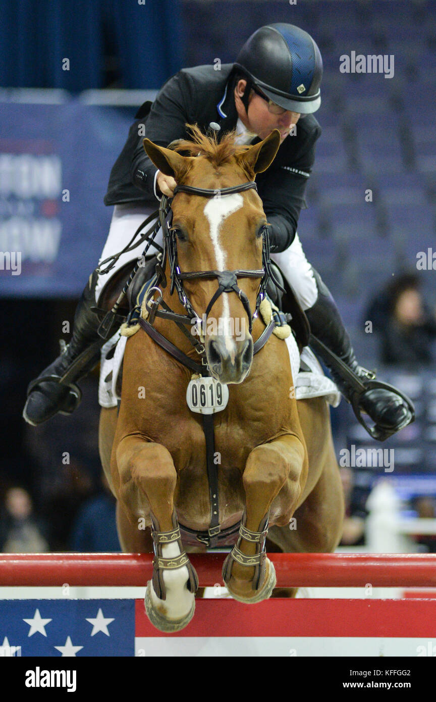 Washington, DC, USA. 27th Oct, 2017. AARON VALE, riding Elusive ...
