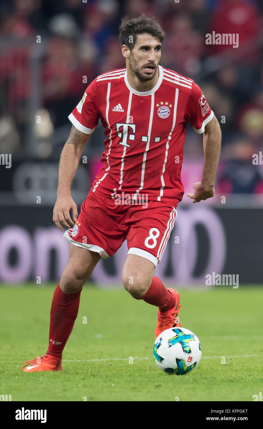 Munich, Germany. 28th Oct, 2017. Javi Martinez of Munich in action ...