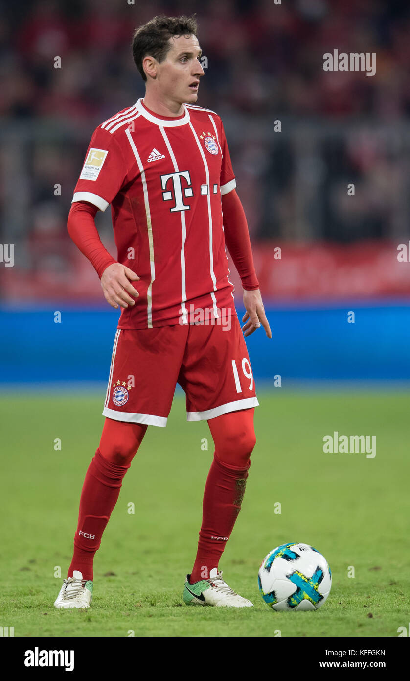 Munich, Germany. 28th Oct, 2017. Sebastian Rudy of Munich in action ...