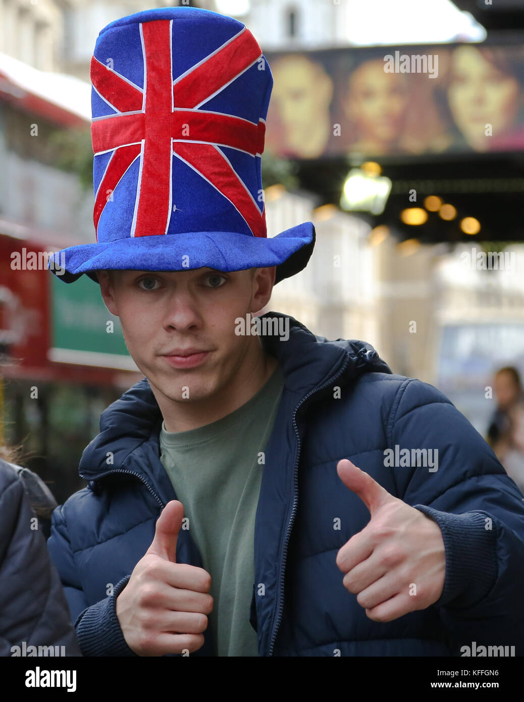 Westminster, London, UK. 28th October, 2017. A tourist with a Union ...
