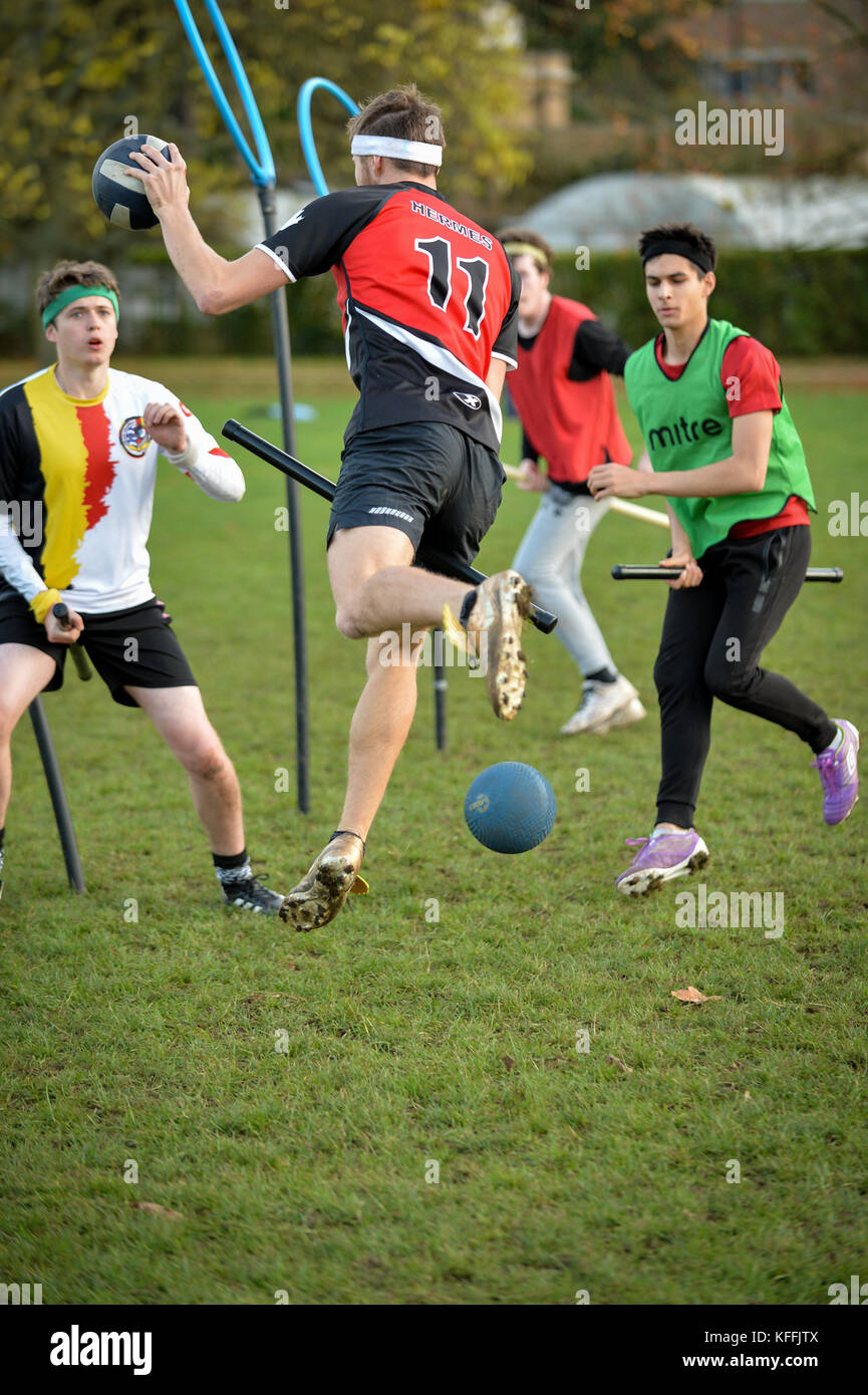 Oxford, UK. 28 Oct, 2017. Oxford University Quidditch Club practices at ...