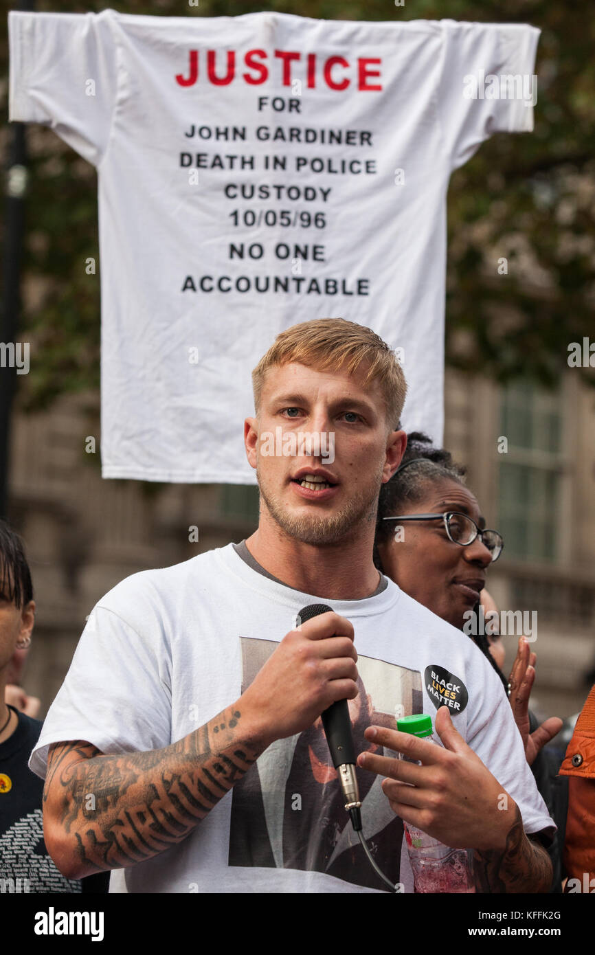 London, UK. 28th October, 2017. Jaime Gardiner, brother of John ...