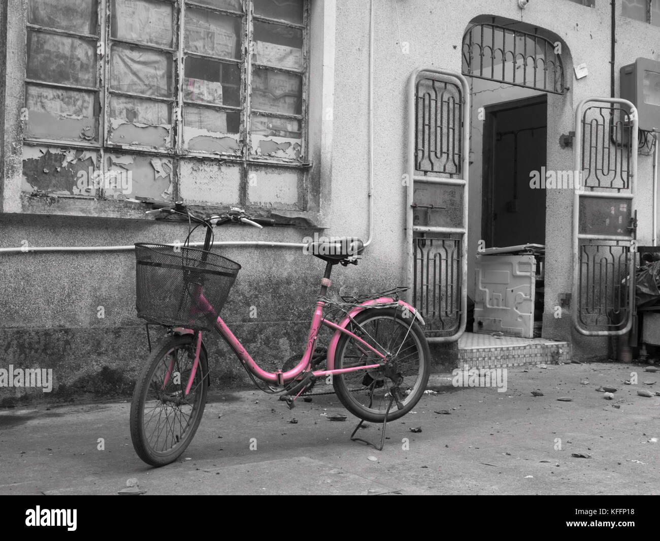 Village ladies hi-res stock photography and images - Alamy