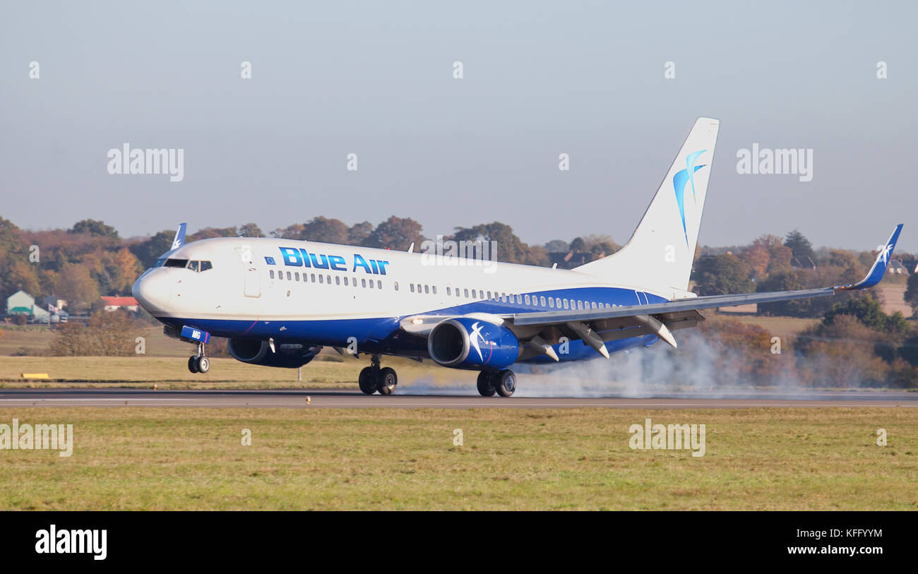 Blueair airline hi-res stock photography and images - Alamy