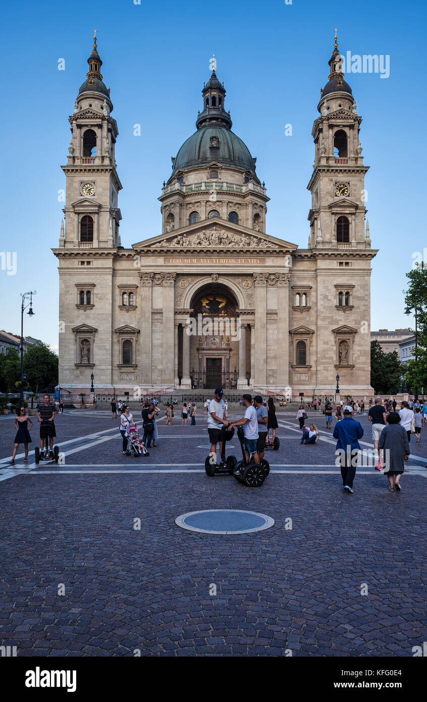 St. Stephen's Basilica and Square in Budapest, Hungary, Neoclassical ...