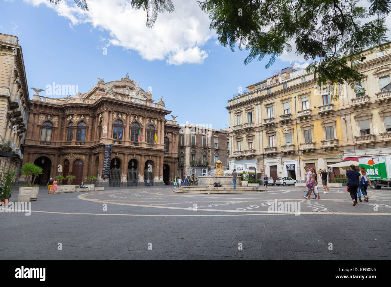 CATANIA, ITALY - October 7, 2017: Theater and fountain on Piazza ...