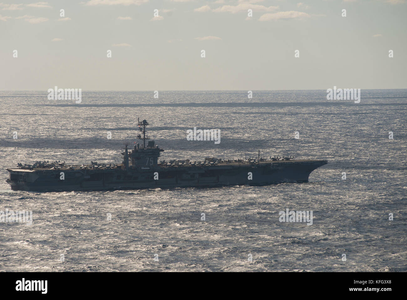 The aircraft carrier USS Harry S. Truman (CVN 75 Stock Photo - Alamy