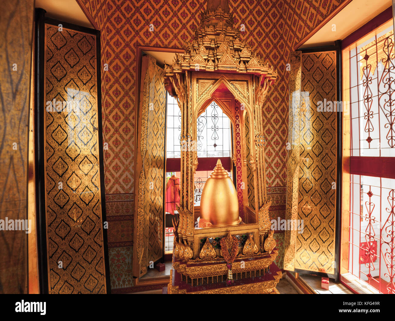 Buddha relics hi-res stock photography and images - Alamy