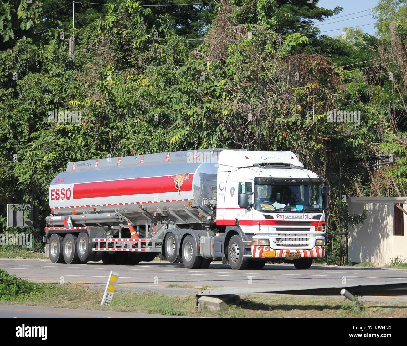 Esso motor oil truck hi-res stock photography and images - Alamy