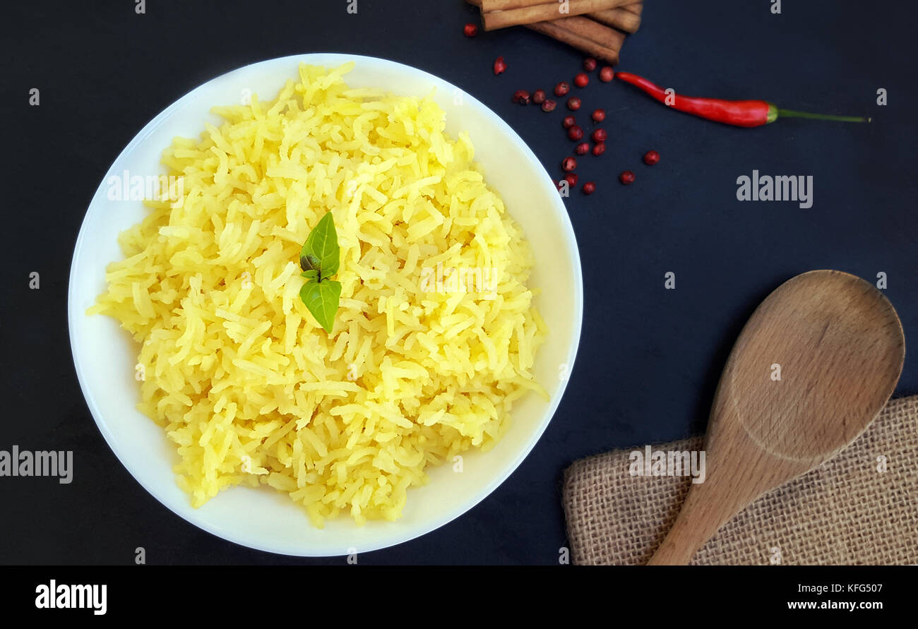 Indian pilau plate hi-res stock photography and images - Alamy