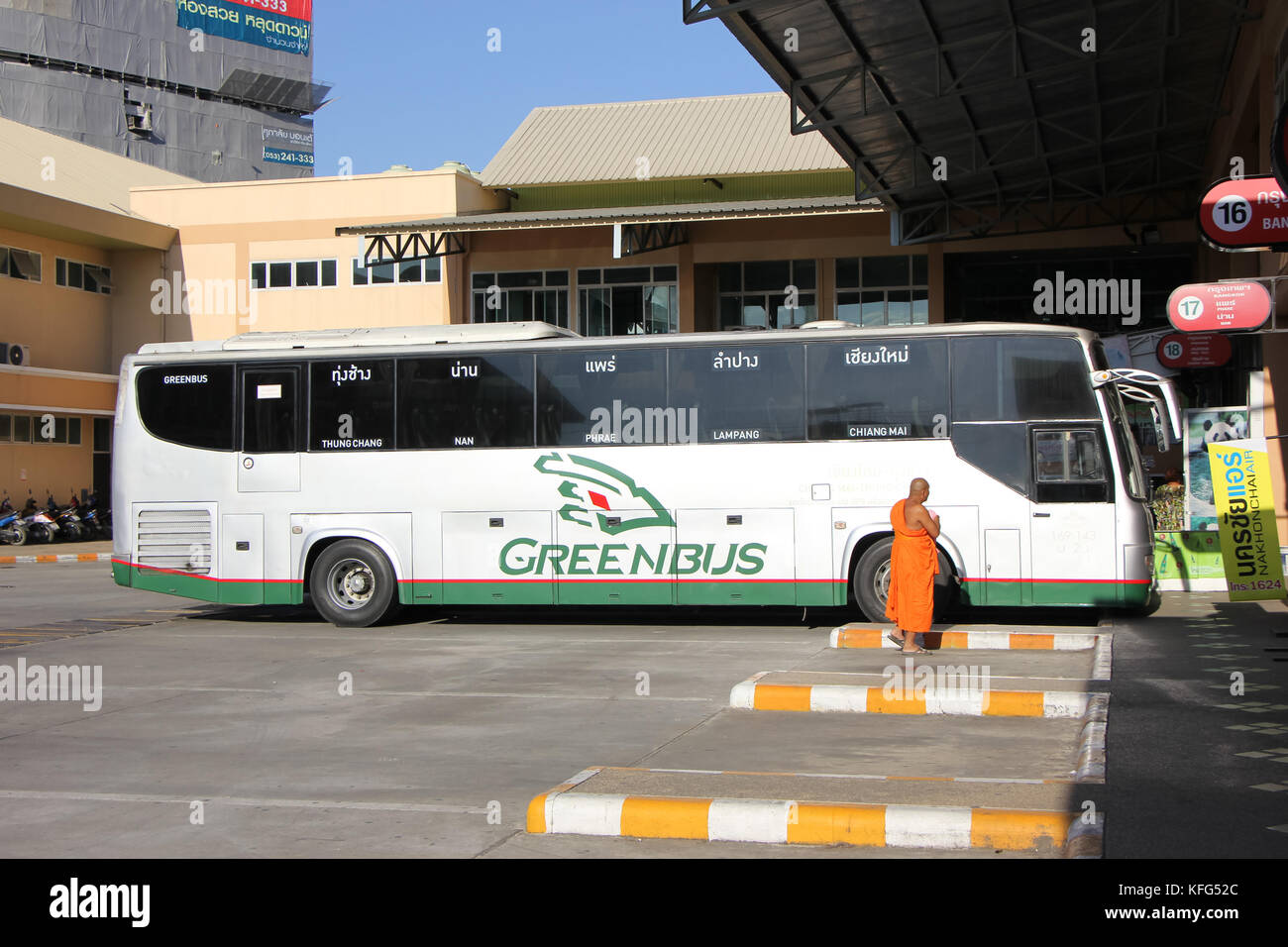 CHIANGMAI, THAILAND -NOVEMBER 25 2015: Benze Bus of Green bus Company ...