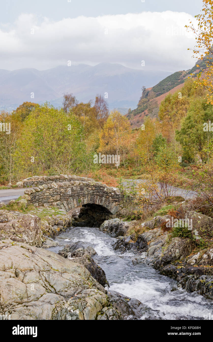 Autumn at Ashness Bridge a traditional stone bridge in Borrowdale, Lake ...