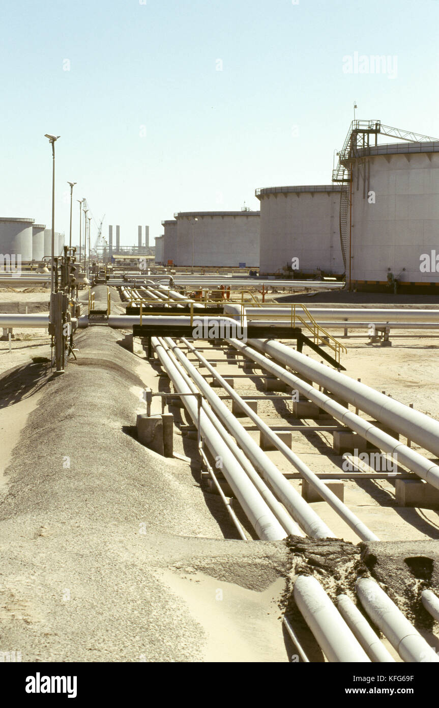 Ras tanura oil refinery hi-res stock photography and images - Alamy