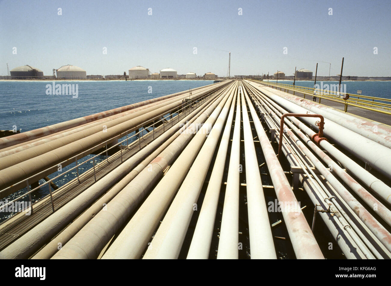 Ras Tanura Oil Refinery High Resolution Stock Photography and Images ...