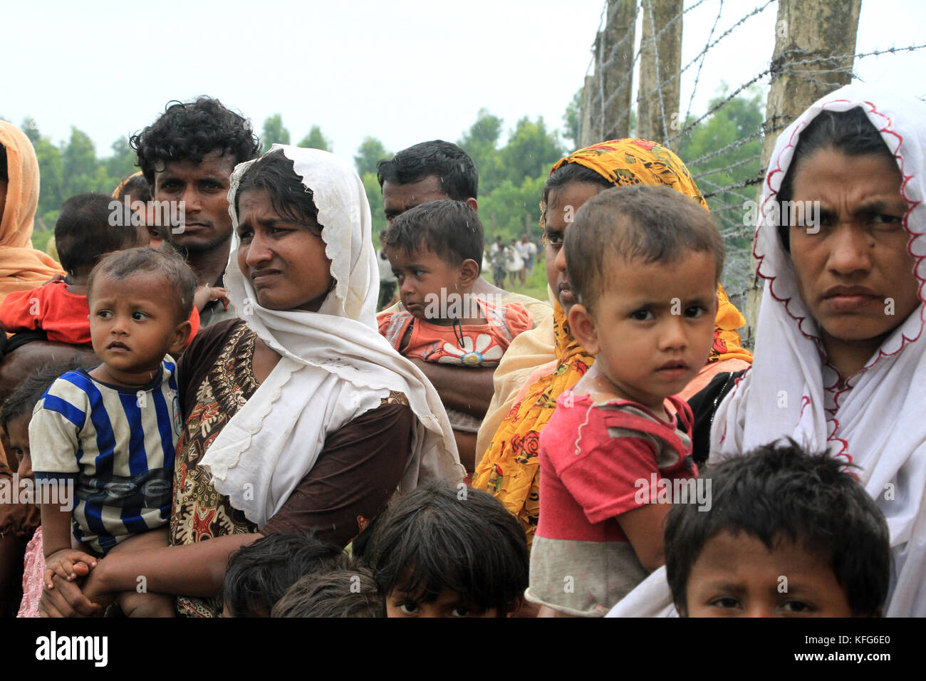 Myanmar: Rohingya refugees fleeing military operation in Myanmar’s ...