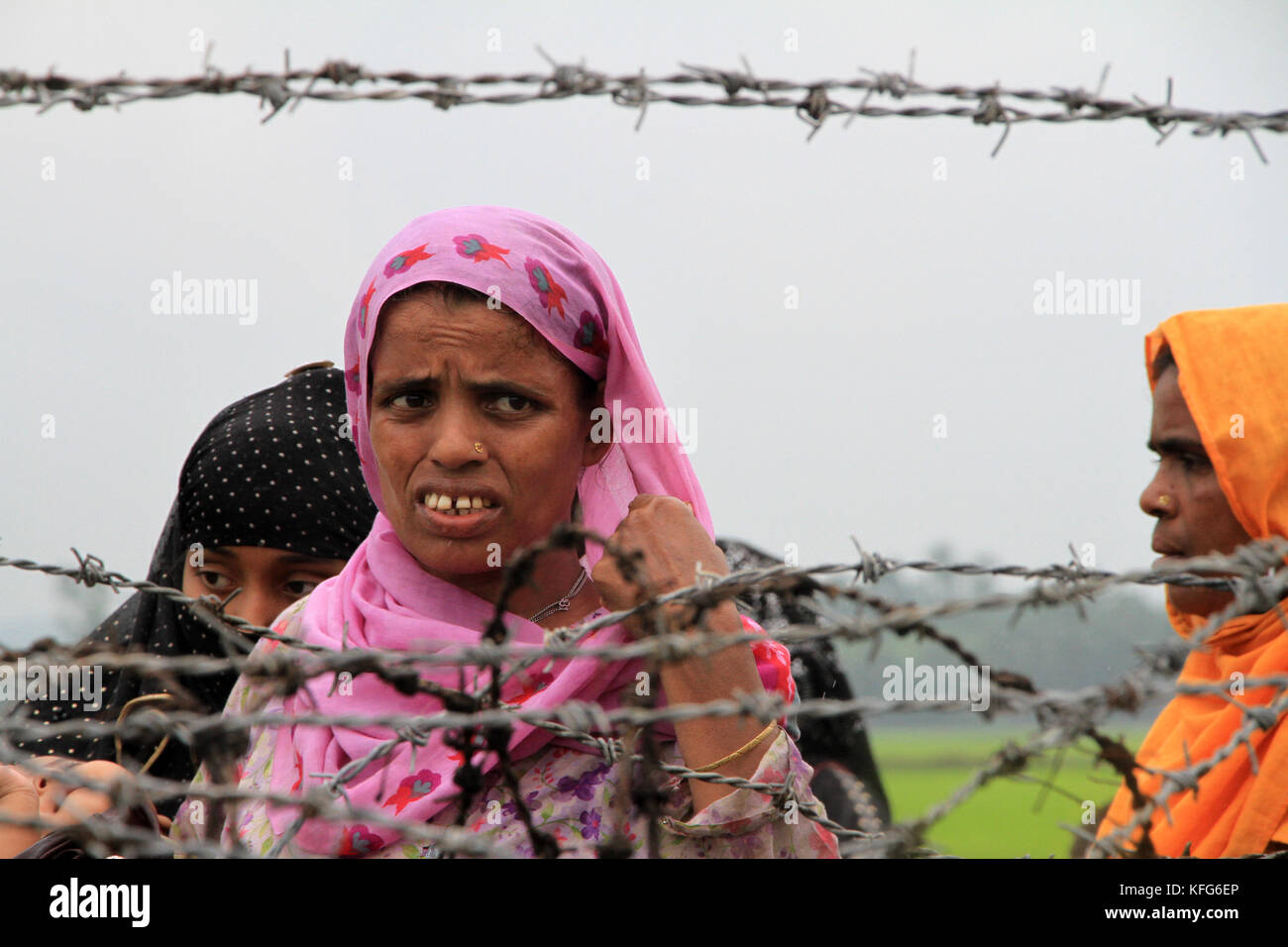 Myanmar: Rohingya refugees fleeing military operation in Myanmar’s ...