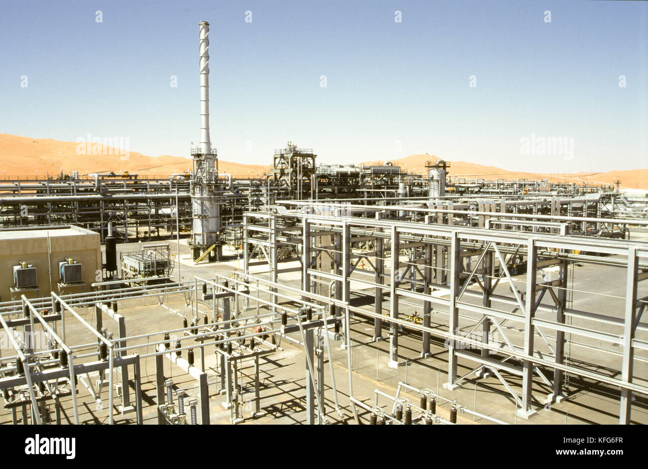 Saudi aramco oil company hi-res stock photography and images - Alamy