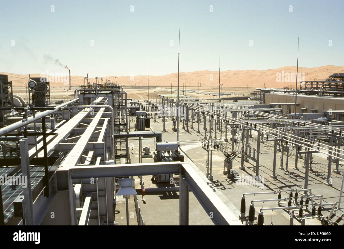 Shaybah oil field hi-res stock photography and images - Alamy
