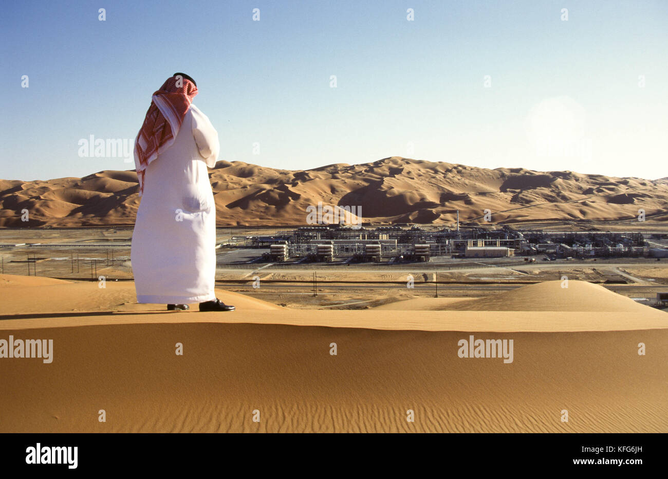 An oil and gas exploration rig in the empty quarter where proven ...