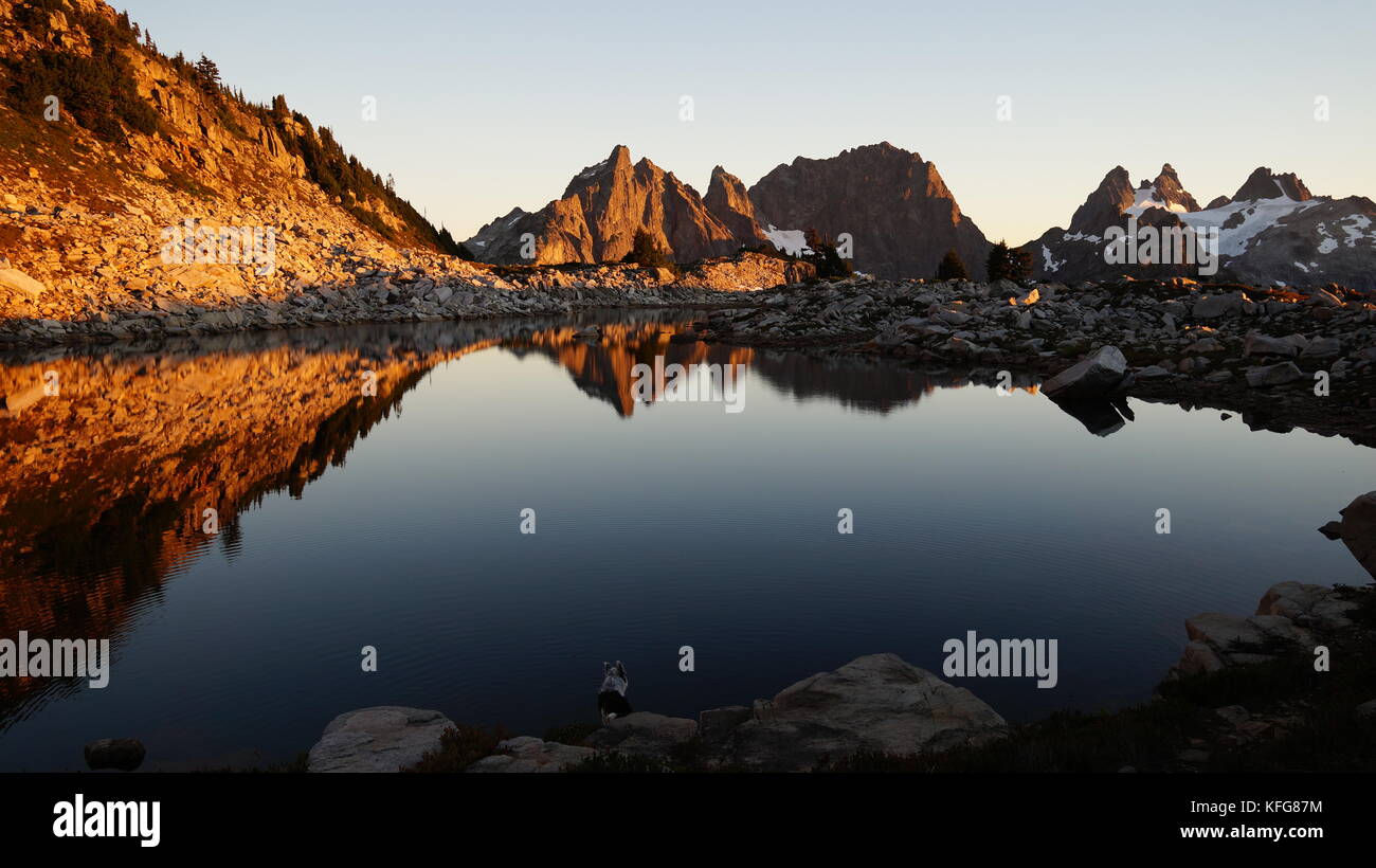 Hiking in the Pacific Northwest, Washington State Stock Photo - Alamy