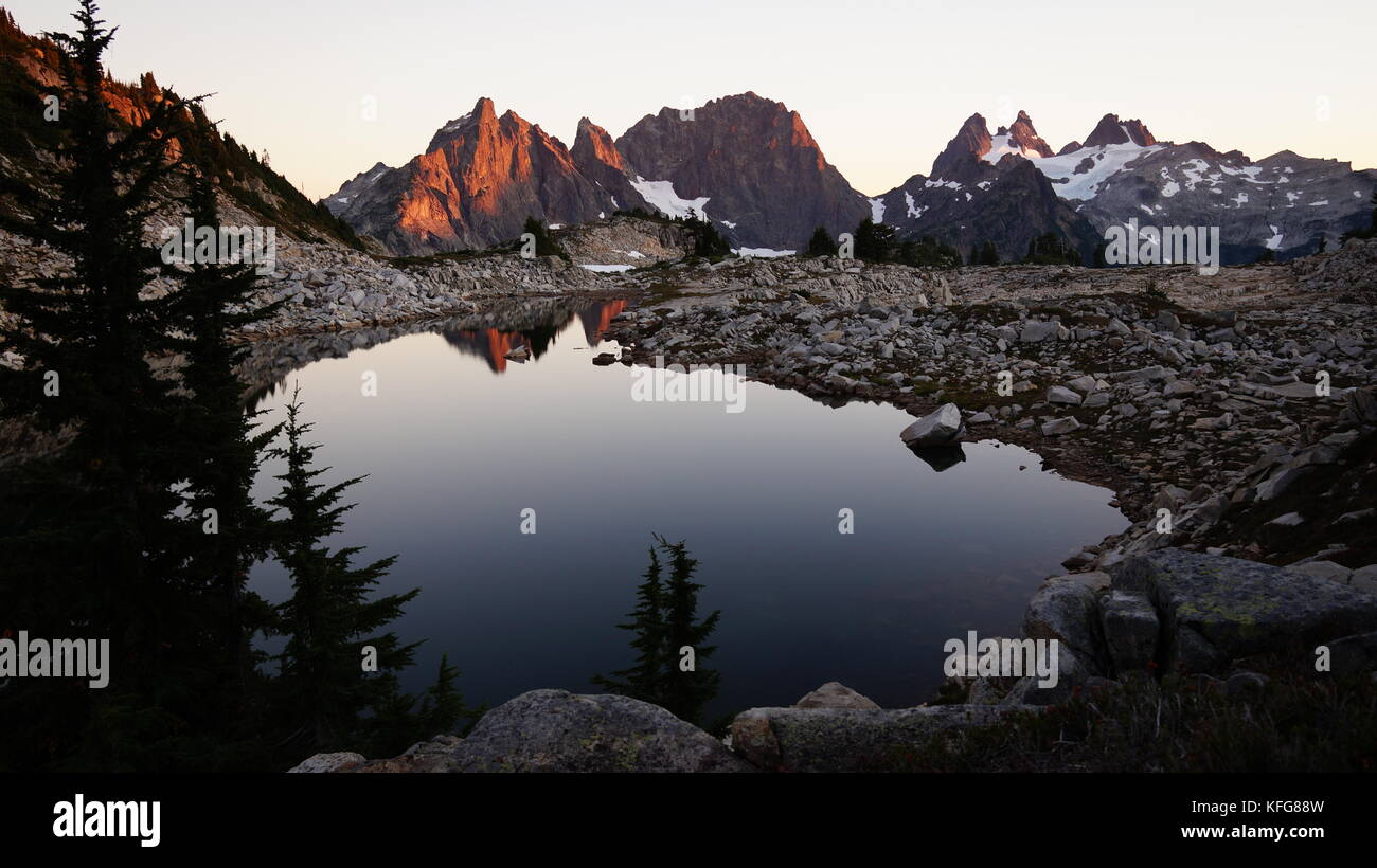 Hiking in the Pacific Northwest, Washington State Stock Photo - Alamy