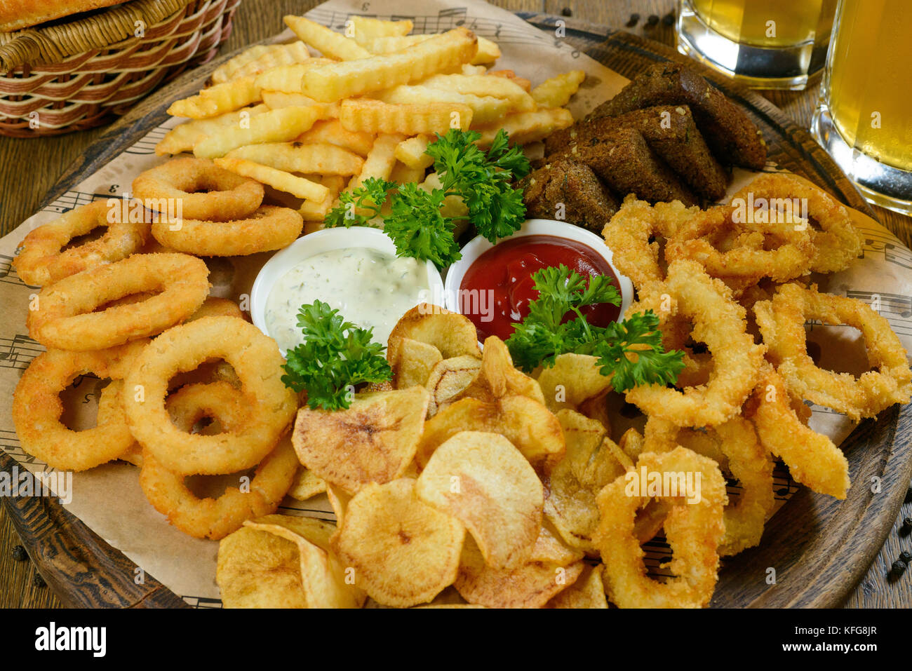 Beer and snacks set hi-res stock photography and images - Alamy