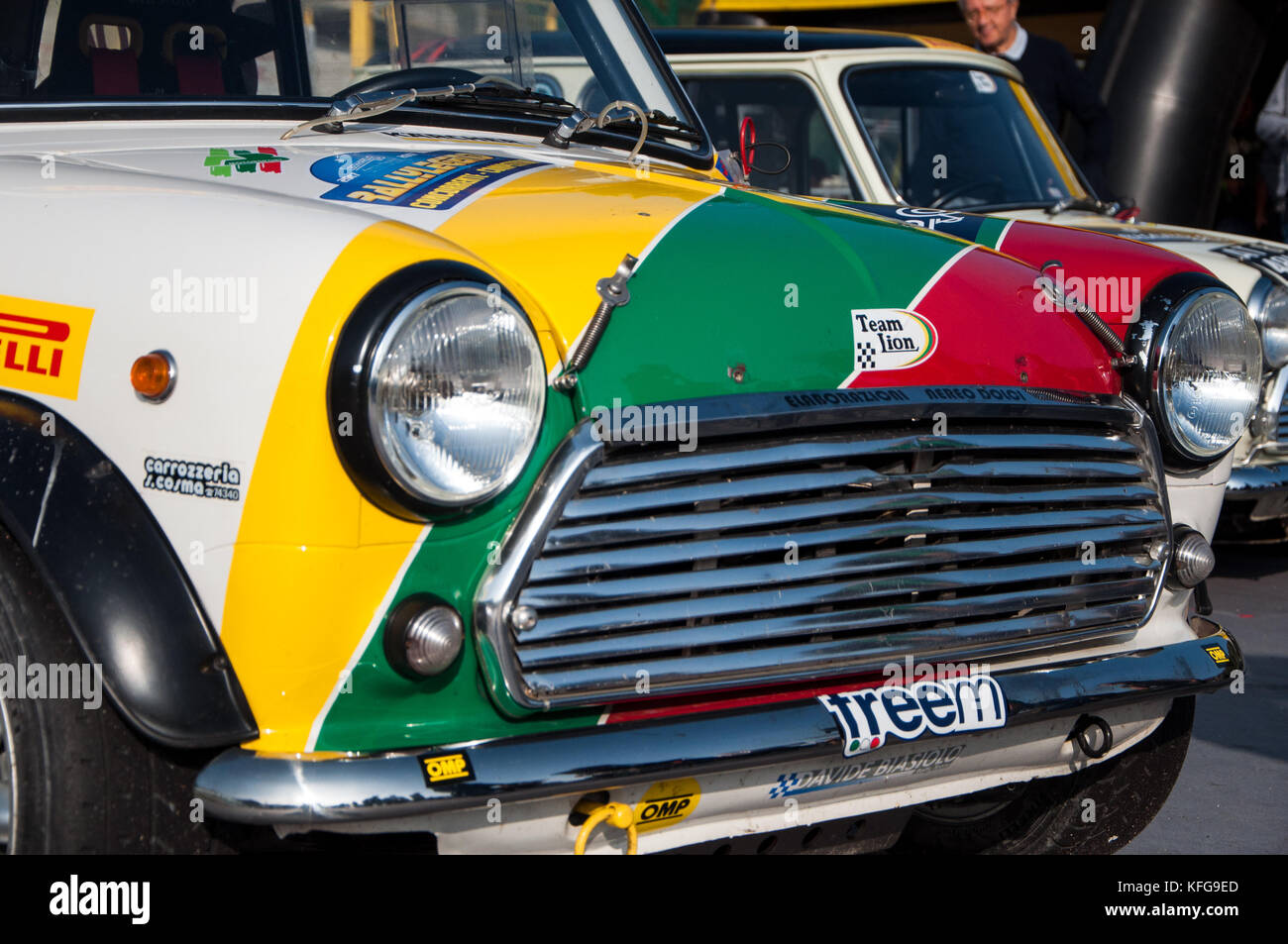 Classic british racing green mini hi-res stock photography and images ...