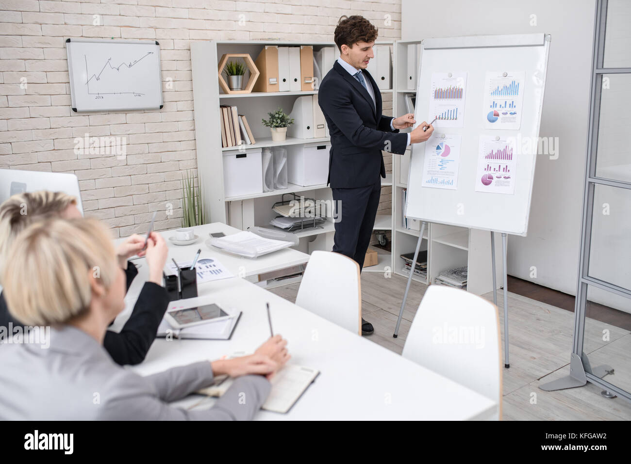 Business Presentation in Office Stock Photo - Alamy