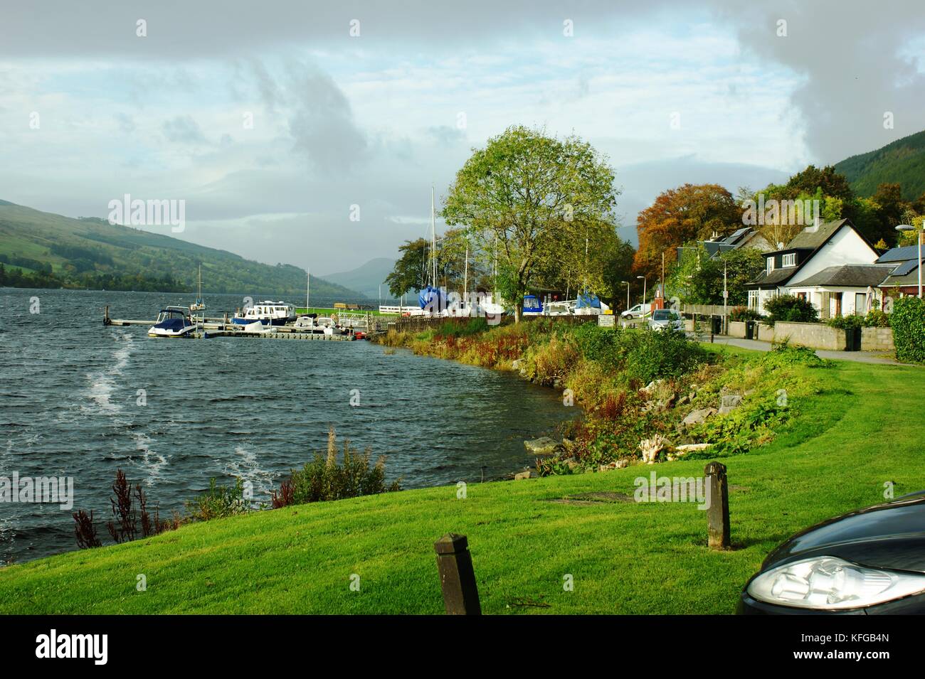 Loch Tay at Kenmore, Scotland Stock Photo - Alamy