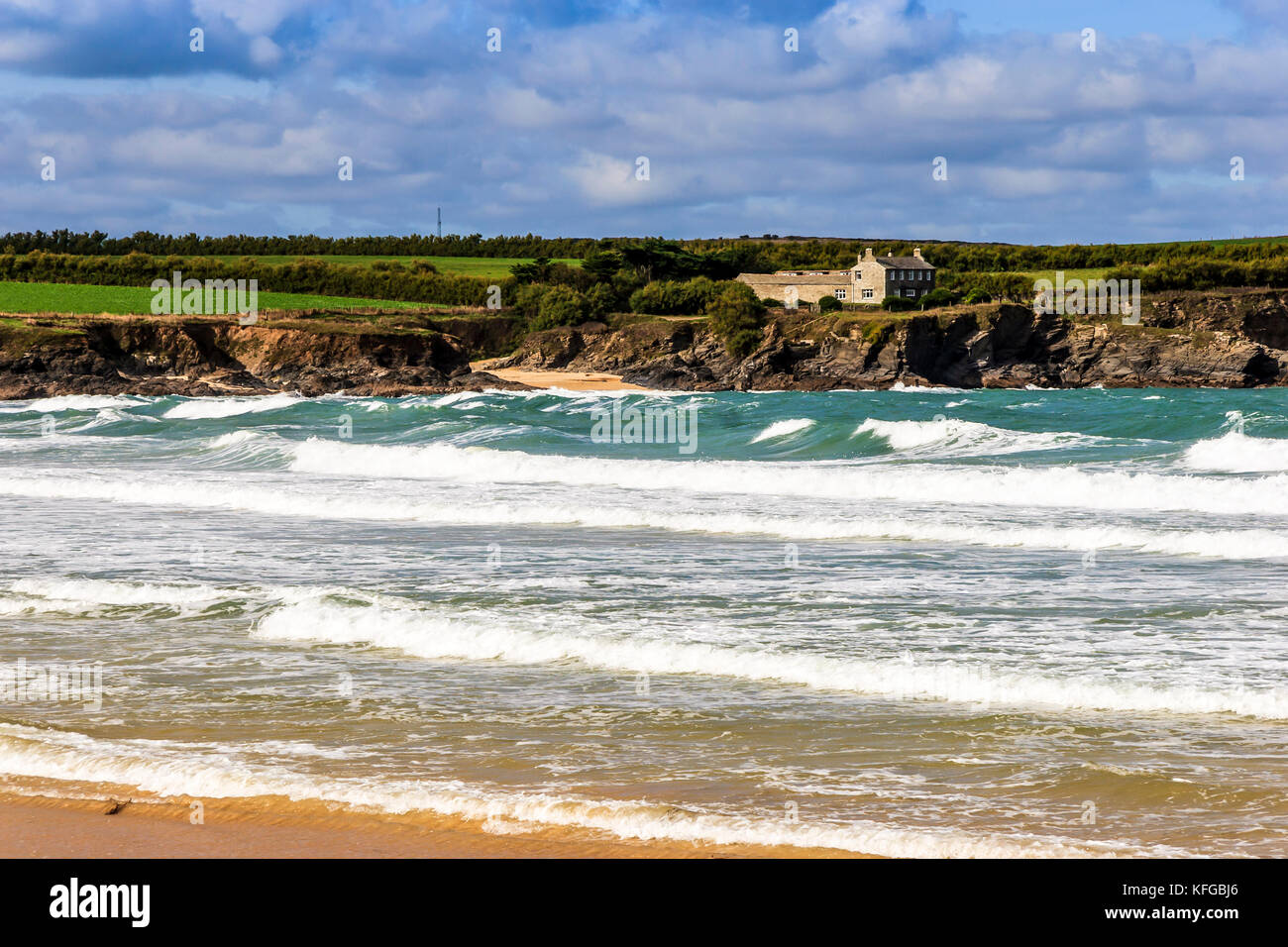 Surf rolling in on a windy day, Harlyn Bay, Padstow, Cornwall, UK Stock ...