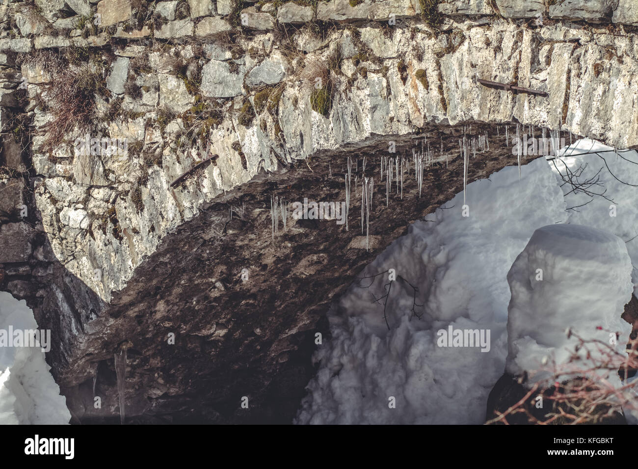 Stalactites bridge hi-res stock photography and images - Alamy