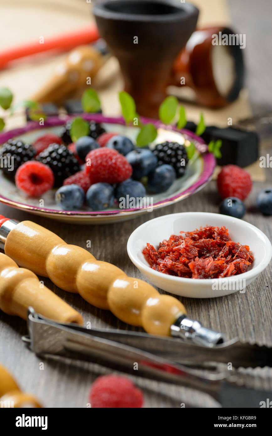 Set of objects related to hookah smoking Stock Photo - Alamy