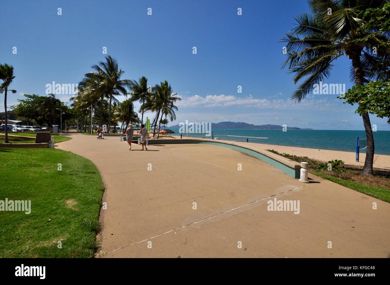 Townsville australia strand hi-res stock photography and images - Alamy