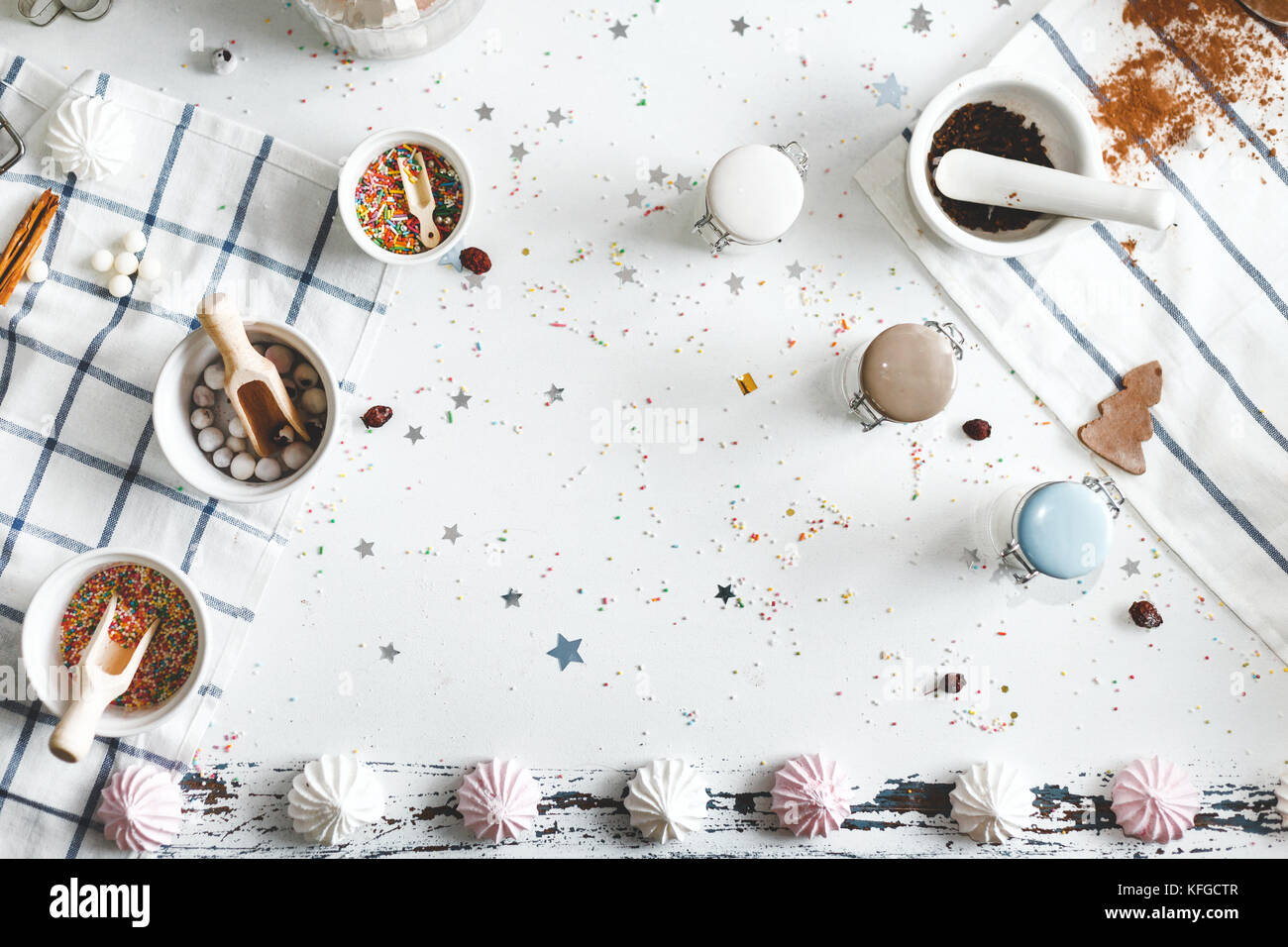 Table cook sweet tooth, with marshmallows, ginger cookies and other ...