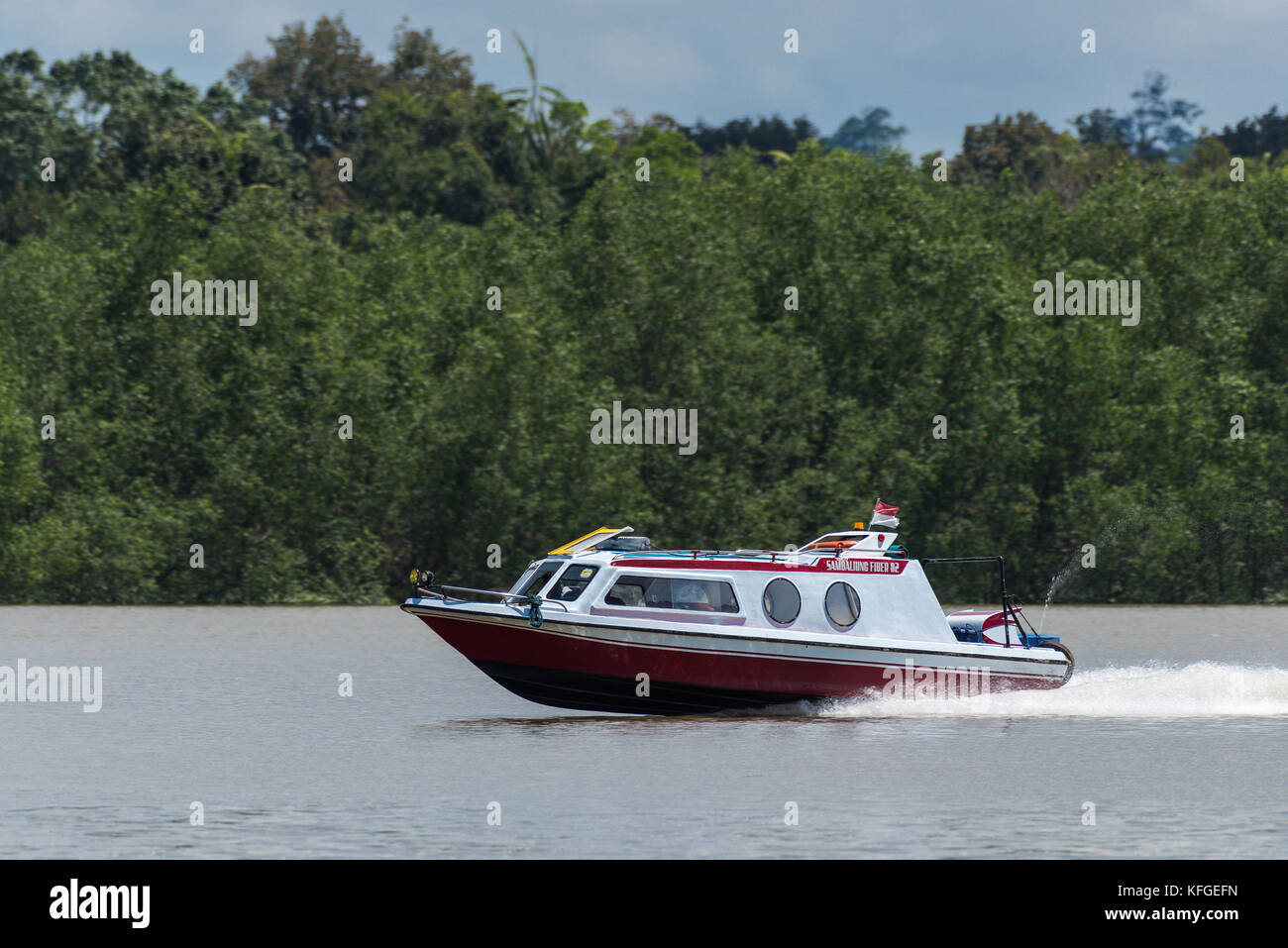 Fast boat water hi-res stock photography and images - Alamy