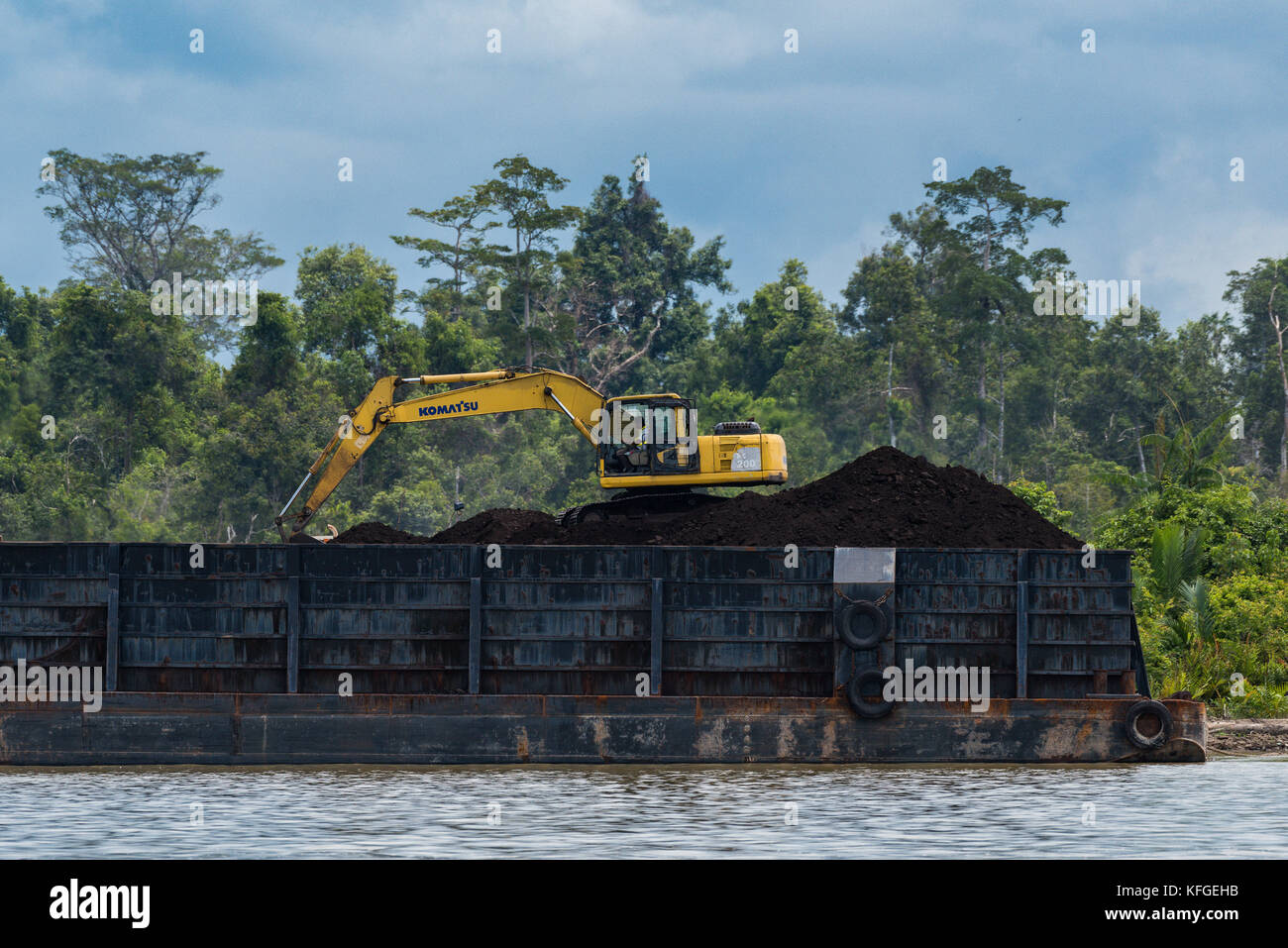 Caterpillar float hi-res stock photography and images - Alamy