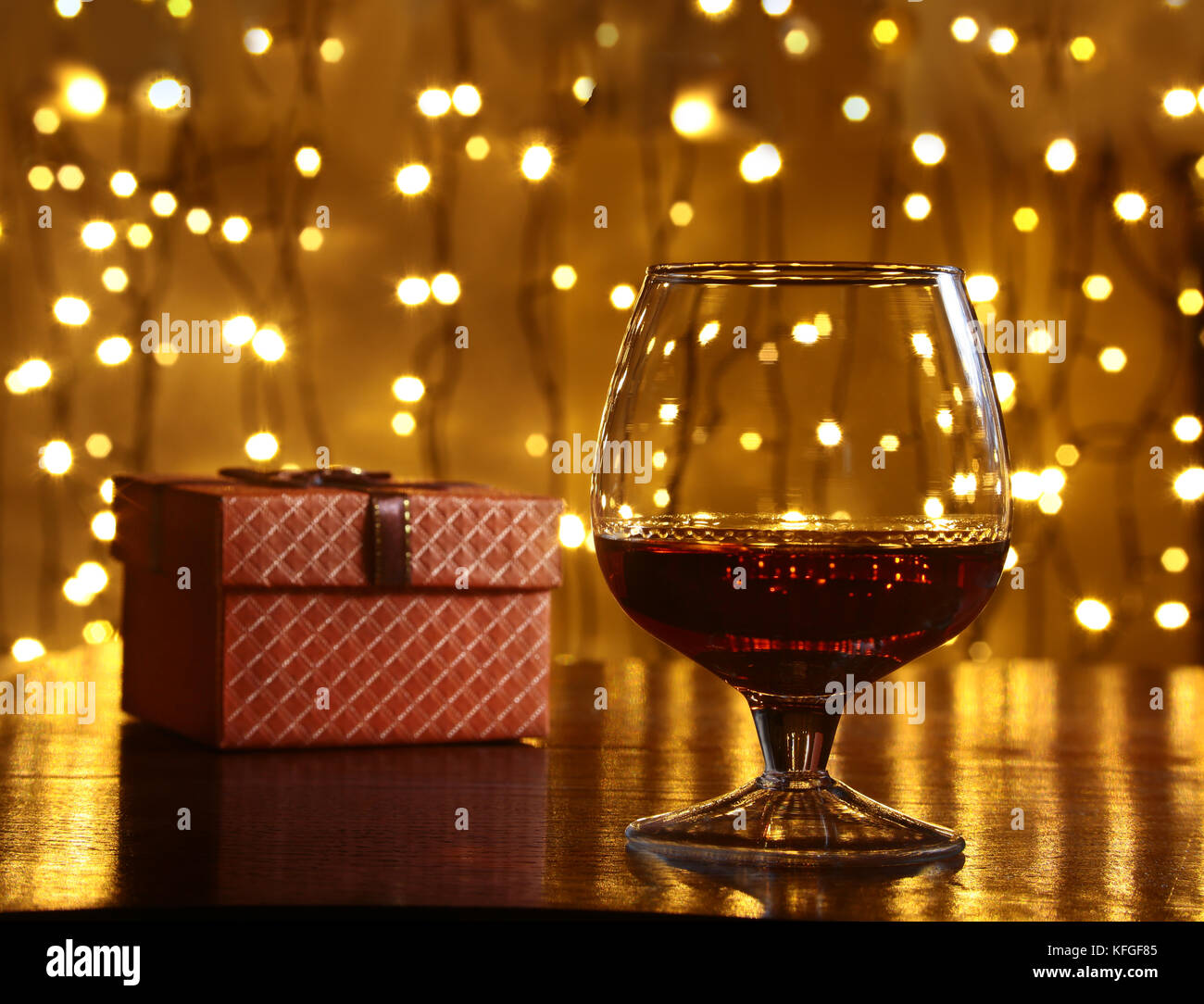Brandy wood box gift hi-res stock photography and images - Alamy