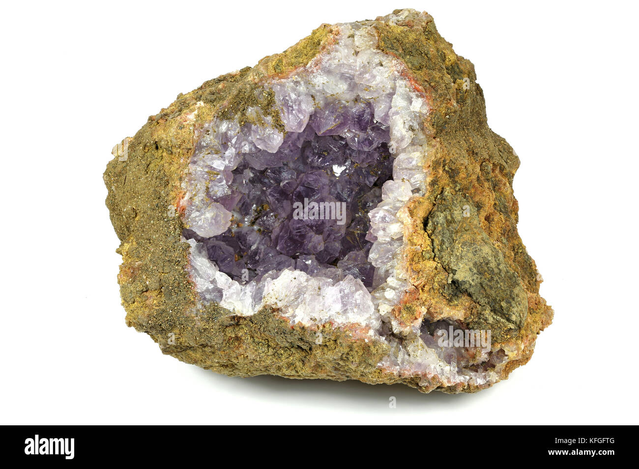 Amethyst geode hi-res stock photography and images - Alamy