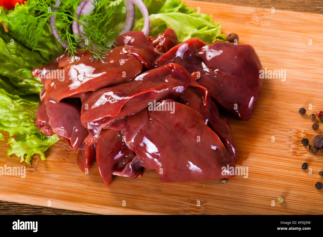 Raw chicken liver for cooking Stock Photo - Alamy