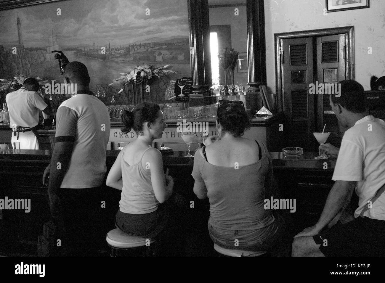 Black and white snapshots of La Havana, Cub Stock Photo - Alamy