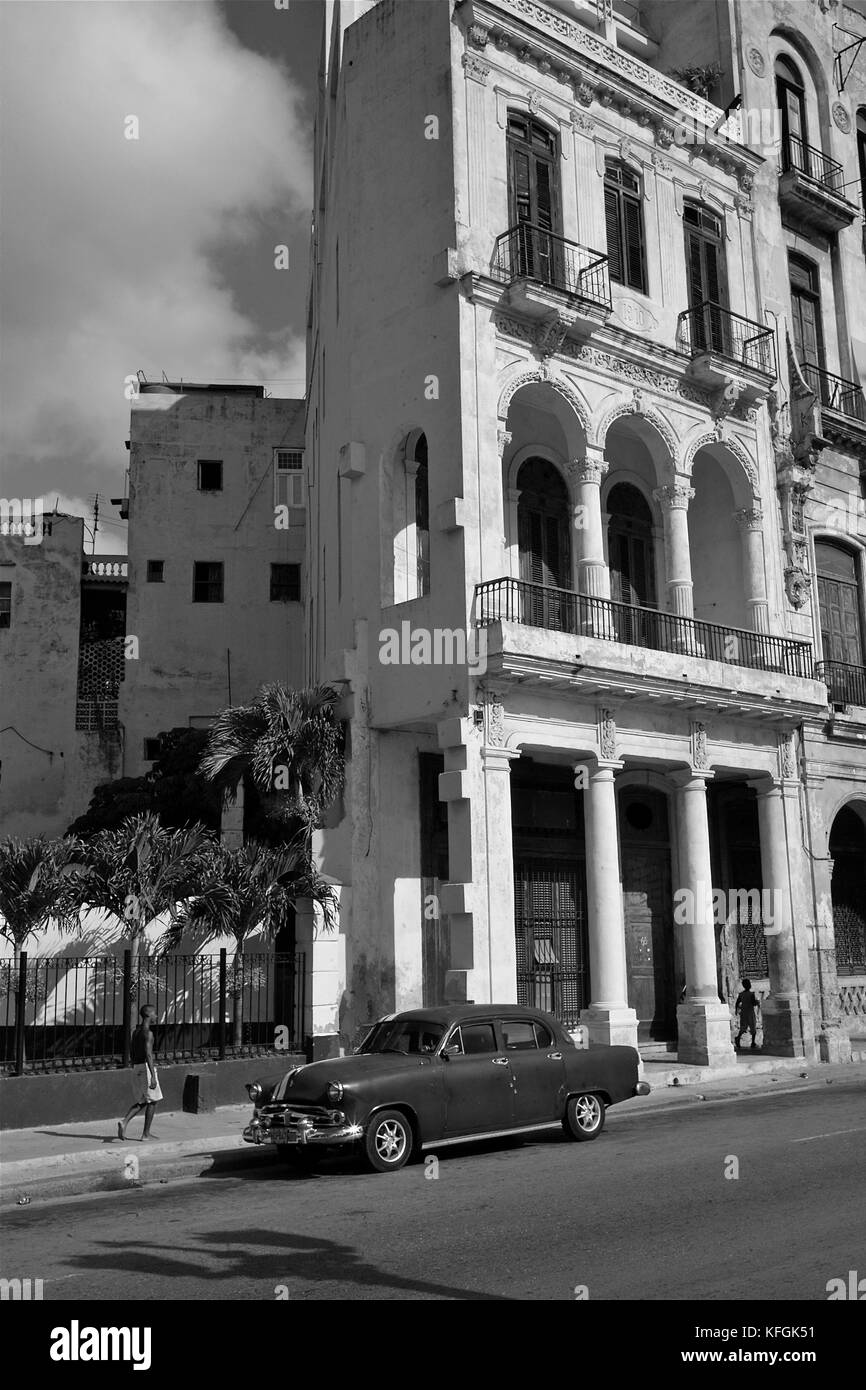 Black and white snapshots of La Havana, Cub Stock Photo - Alamy